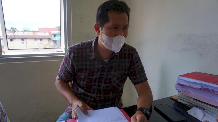 Kejaksaan Sorong Terima Surat Sita Barang Bukti Korupsi ATK 8 Millyar ... Kejaksaan Sorong Terima Surat Sita Barang Bukti Korupsi ATK 8 Millyar ...
