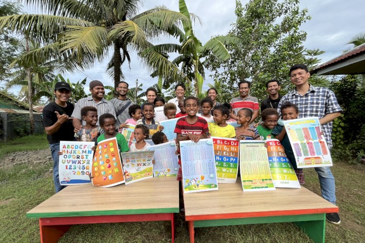 Satgas Mandala III Meruake Salurkan Alat Pembelajaran di Pondok GMKI ...