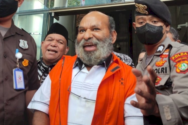 KPK: Sikap Tak Kooperatif Lukas Enembe jadi Catatan di Surat Penuntutan ... KPK: Sikap Tak Kooperatif Lukas Enembe jadi Catatan di Surat Penuntutan ...