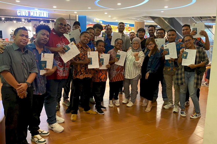 Grub Seni Hngateri PYCH Tampil di Festival Cenderawasih 2024 di ...