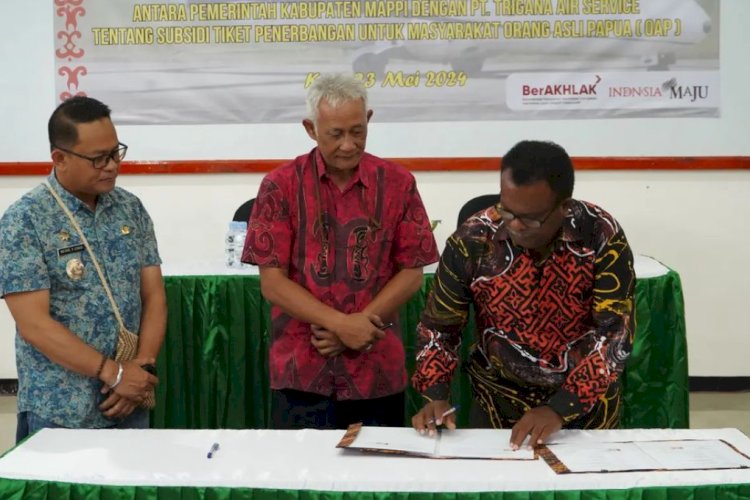 Pj. Bupati Mappi Teken MoU dengan Trigana Air: Subsidi Tiket Rp100 Ribu untuk OAP - RMOLPAPUA.ID